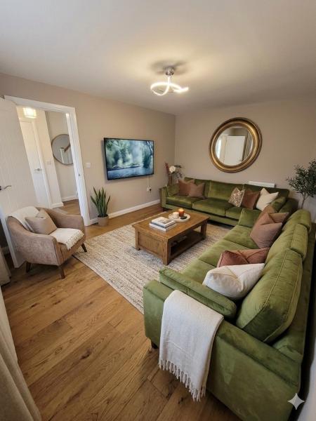 5 Bedrooms 3 Bathrooms Perfect For Groups And Contractors - Lutterworth