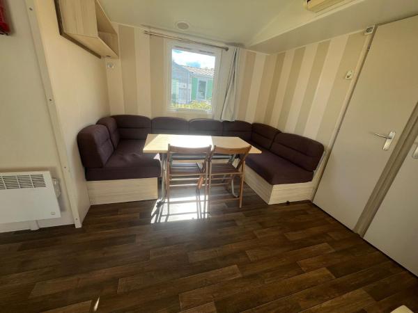 Mobil Home Moderne 6 Pers Avec Clim Et Terrasse - Vic-la-Gardiole