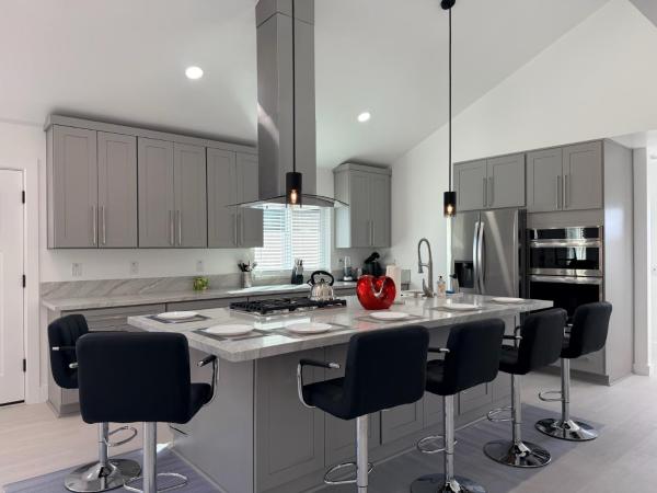 Luxury New Build Bright 2br 2ba Large Backyard - Laguna Woods, CA