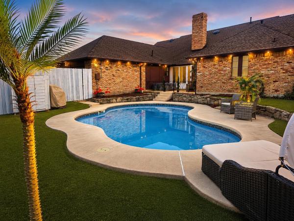 4br/3bath/study/sunroom House Heated Pool Near Dfw - Grapevine, TX