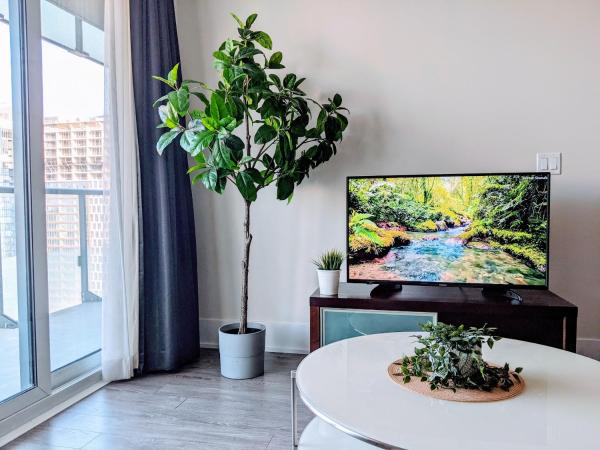 Luxury Escape: Stunning City Views By Cn Tower! - Toronto
