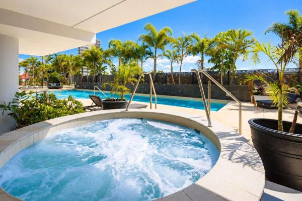 Surfers 1br Escape 3 Mins To Sand - Surfers Paradise