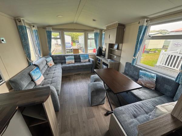 Coastal 3 Bed Static Caravan In Clarach Bay Pet Friendly Swift Burgundy - Wales
