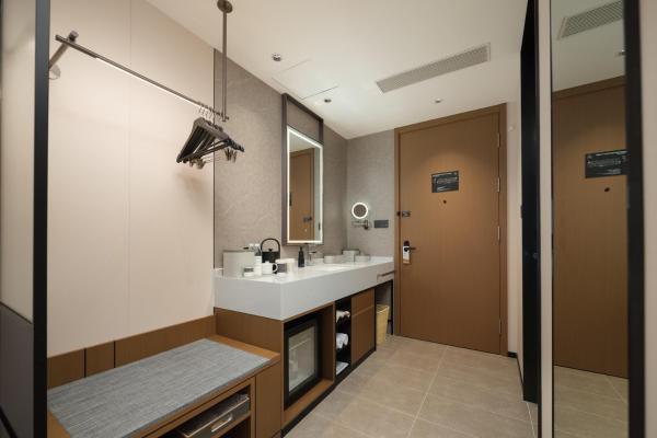Atour Hotel Changchun Hongqi Street The Hill - Changchun