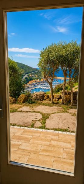 Marina House - Luxury Apartment, Sea View, Wi-fi, Aircon - Key To Villas - Castelsardo