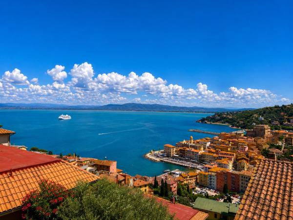 The View -- Luxury Penthouse - Orbetello