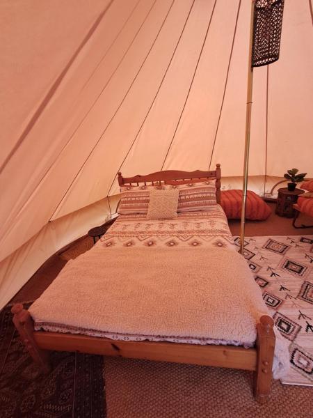 The Old Waterworks - Venus Bell Tent - Hedingham Castle