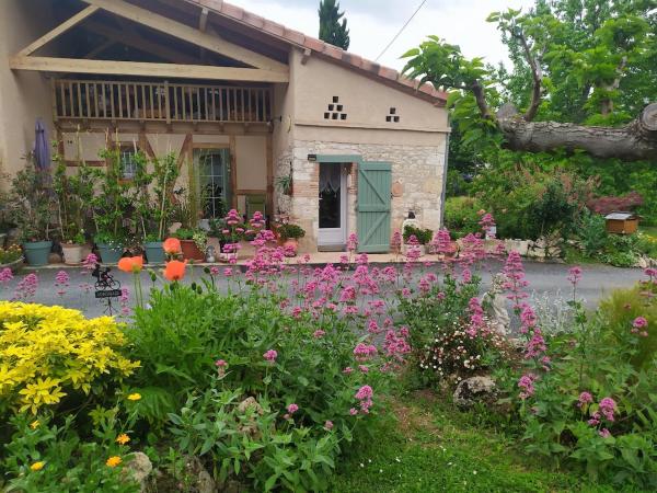 Auprès Des Oiseaux Gîte à Montels - Gaillac
