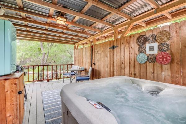 Cypress Paradise - Guest House - Wimberley, TX