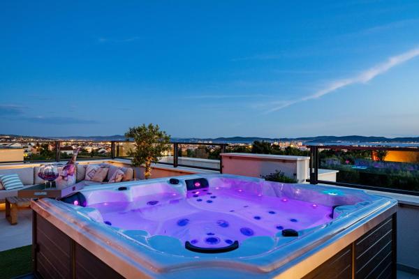 Sky Lounge & More - Rooftop Wellness & Gym - Zadar
