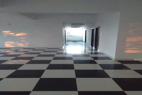 Hotel O Krishna Palace - Prayagraj