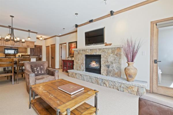 Borders Lodge U207 2bd Beaver Creek Ski-in, Ski-out Condo - Avon, CO
