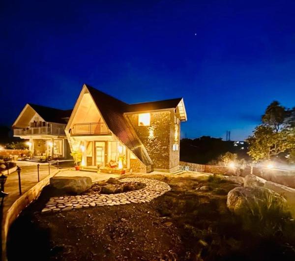 Frogs Aviator's Cottage - Kangra