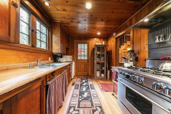 Mayfield Cabin By Tahoe Getaways - 4br West Shore W Sauna & Bocce Ball - Tahoe City, CA
