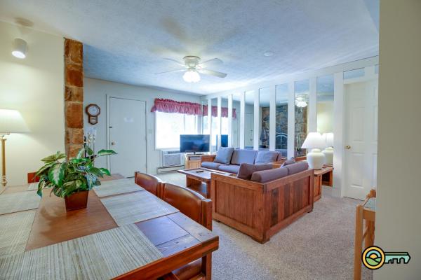 Aspen East Unit #122 - Virginia