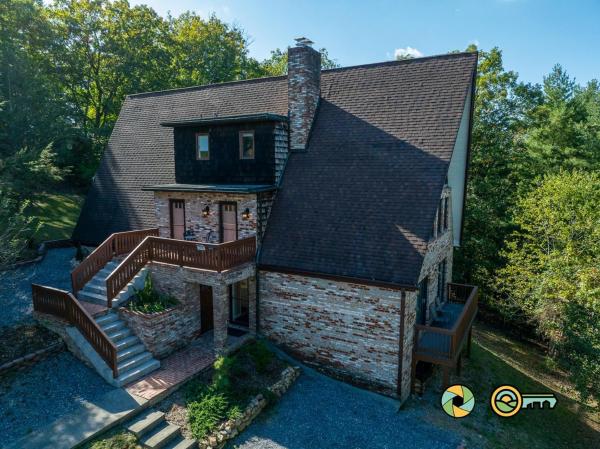 396 Aspen Way North: Bluebird Chalet - Virginia