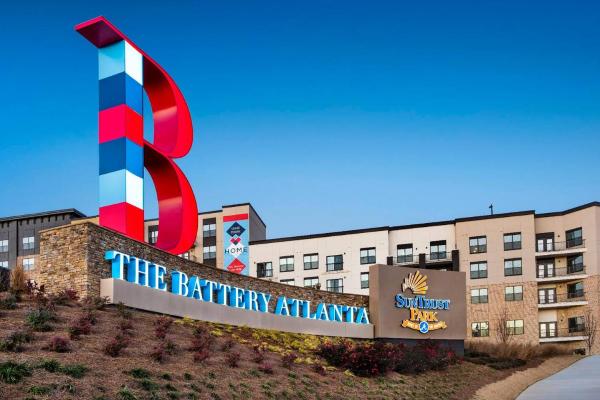 Free Parking! Comfy 1bedroom Unit! 10 Min To Midtown & 1 Mile To Braves Truist Park! - Smyrna, GA