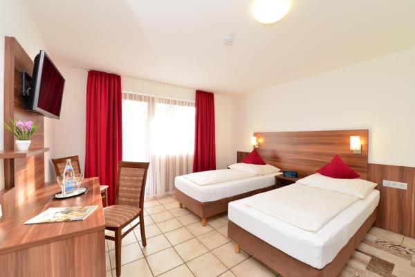Hotel Am Buchwald - Ostfildern
