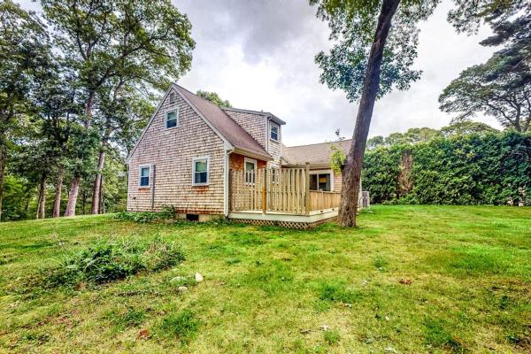 Lake Shore Living - Old Silver Beach, MA