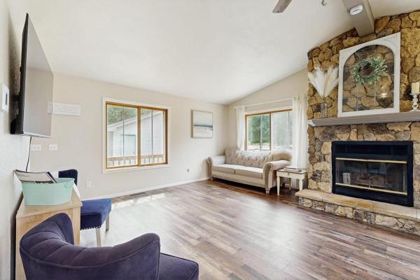 Rome Retreat- Steps From Beach & Golf - Wisconsin