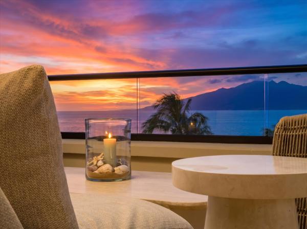 Modern Maui Premier Grand Residence 1502 At The Resort At Kapalua Bay - Kapalua, HI