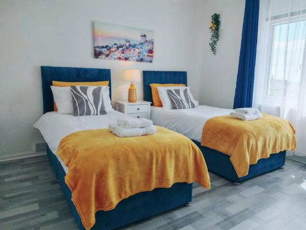 Holiday Home With Private Garden And Mountain View - Port Talbot