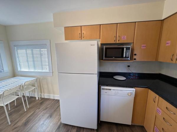 Vancouver Cozy Homestay - Downtown 10 Min, Central Location - Free Parking - ウェストバンクーバー