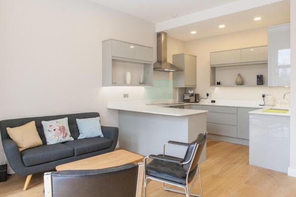 Beautiful 2 Bed Terrace Flat Close To Greenwich - Pass The Keys - Bromley