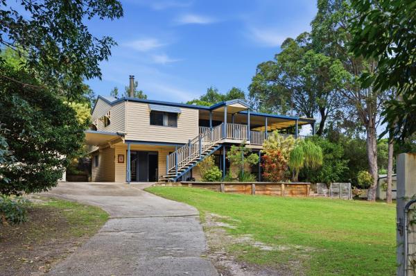 Quandamooka Beach House - Brisbane