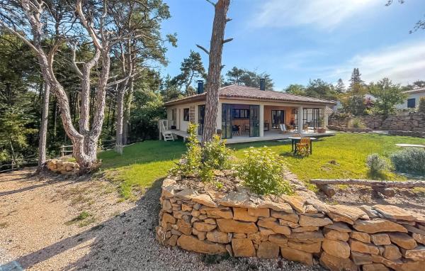 Maison Bain Nordique - Nans-les-Pins