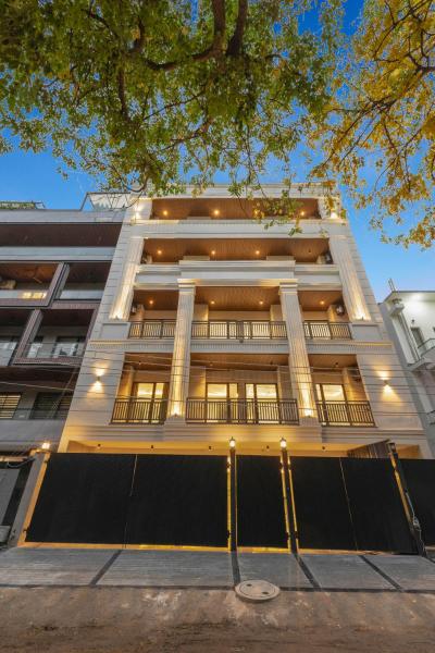 Alaya Stays Luxora Suites, Golf Course Rd Near Galleria - Gurugram