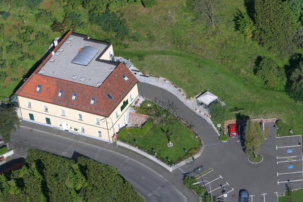 Gösser Bachgasslhof -- Bed And Breakfast -- Apartments - Leoben