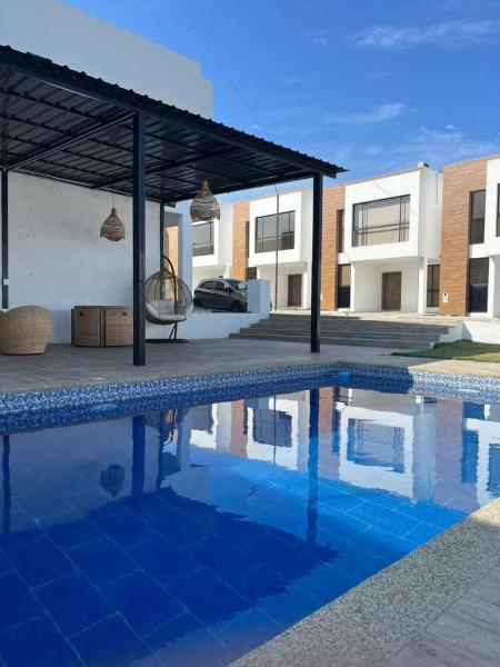 Disfruta De Una Casa De Alta Gama En Manta - Manta