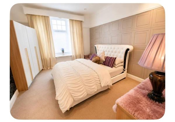 The Belford Hideaway - Large King Bedroom With Luxury Ensuite Free Parking Wifi & Netflix - Sunderland