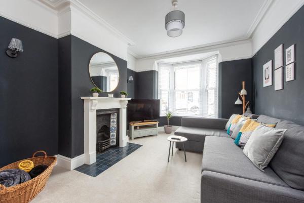 Spacious 3 Bed In Rugby - Rugby