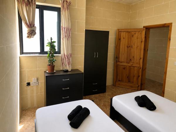 Twin Bedroom For Rent In Xaghra Gozo - Malta