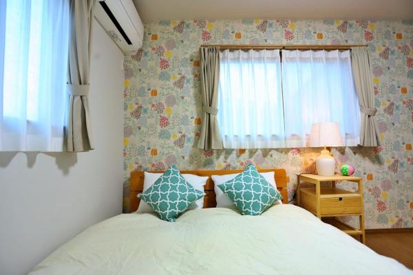 Bacolod Wonder A B Whole House Rental For 6 People - Nikko