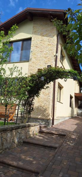 2 Bedroom Apartment Inside Villa - Cluj-Napoca