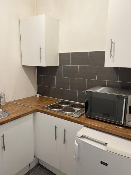 Cozy Guest Room In Central Manchester - Ideal For Short Stays - Altrincham