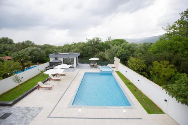 Villa H - Mostar