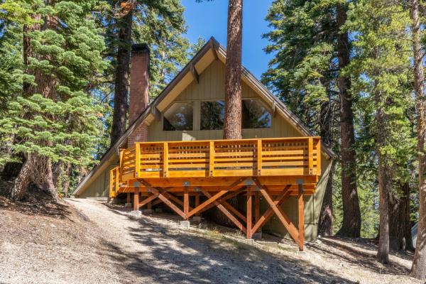 Chalet 22 By Mammoth Mountain Chalets - June Lake, CA
