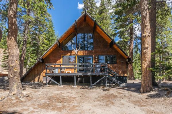 Chalet 04 By Mammoth Mountain Chalets - June Lake, CA