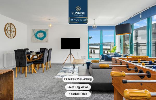 Penthouse - Spacious, Stunning River Views, Foosball Table, Central, River Front, V&a, Train Station, City Centre, Lift Access, Free Parking & Fully Equipped By Sunrise Short Lets Dundee, - Dundee, UK