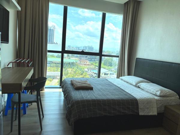Kuching Kozi Square Mountain View 5b - Kuching