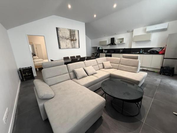 Loft 6 Personnes Cours Fauriel Wifi Tv - Saint-Étienne