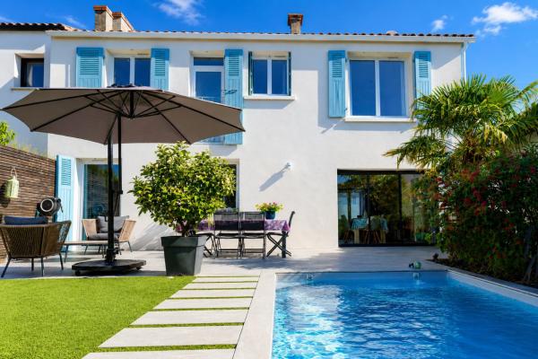Jolie Maison De Vacances Avec Piscine - 5 Personnes - Les Sables-d'Olonne