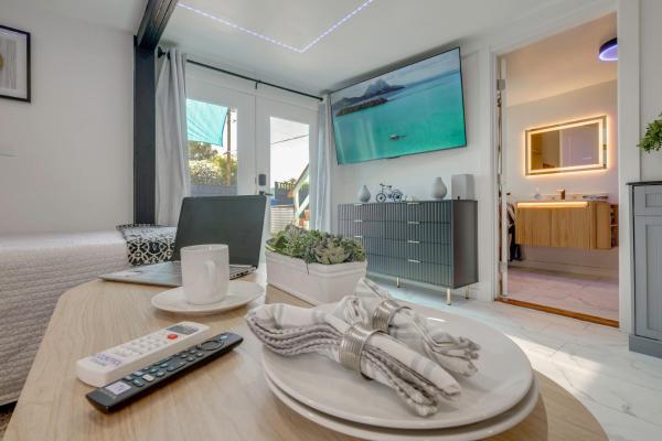 Sleek Studio 4 Mi To Dtwn Phoenix: Pets Welcome! - Phoenix