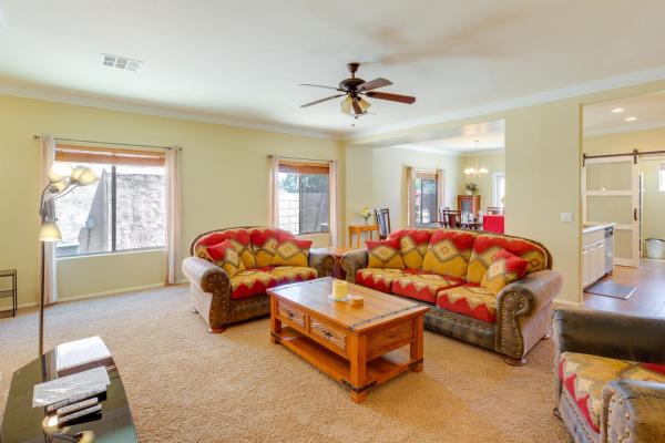 San Tan Valley Home W/ Patio In Johnson Ranch! - Queen Creek, AZ