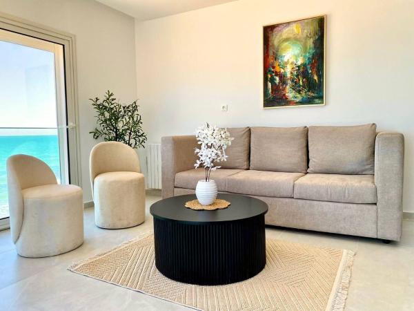 Elegant Beachfront Apartment In La Marsa With Panoramic Sea Views - Sidi Bou Said