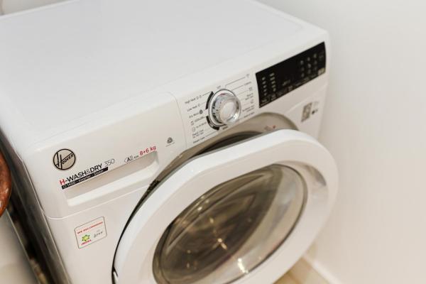Perfect Booking 2 Bed Flat With Gym & Cinema - Wakefield, UK